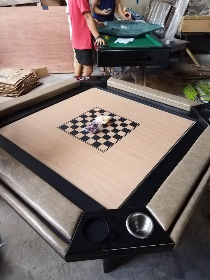 4in1 Multi-function Poker Table/Chess/Backgammon/Carrom Game Table on Carousell