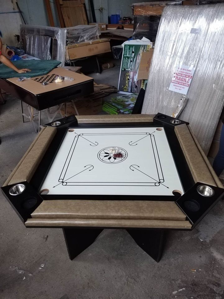 4in1 Multi-function Poker Table/Chess/Backgammon/Carrom Game Table on Carousell