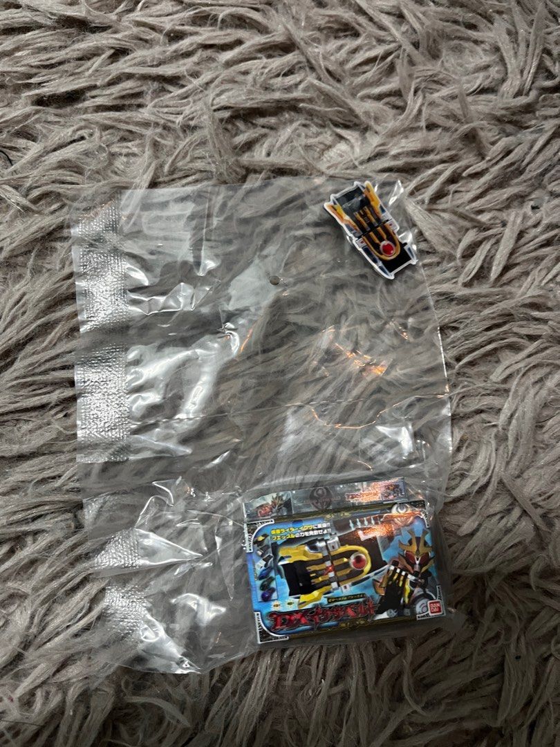 Bandai gashapon kamen rider henshin belt pins, Hobbies & Toys, Toys ...