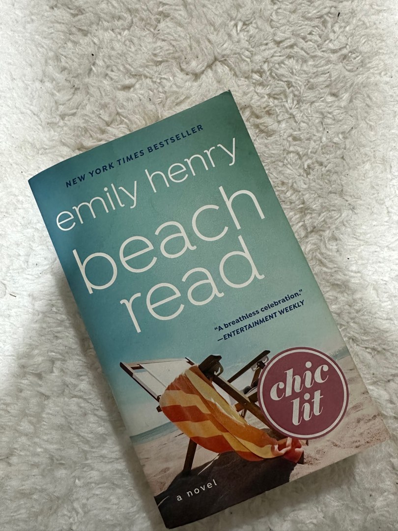 Beach Read - Emily Henry, Hobbies & Toys, Books & Magazines, Fiction ...