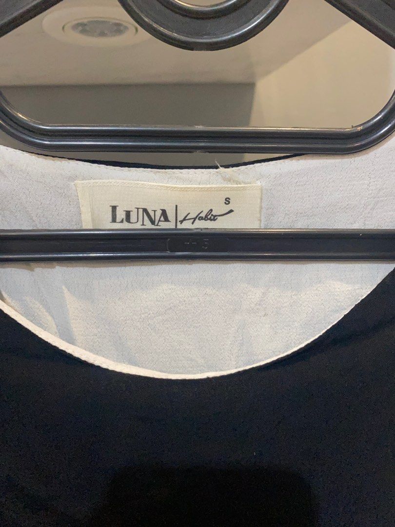Black and white top luna habit not zara hnm uniqlo stradivarius, Fesyen ...