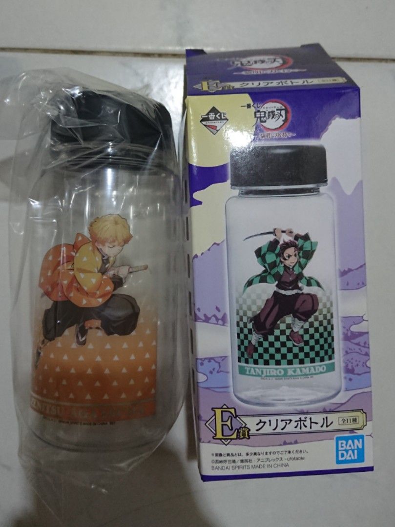 Demon slayer anime water bottle zenitsu, Hobbies & Toys, Memorabilia ...