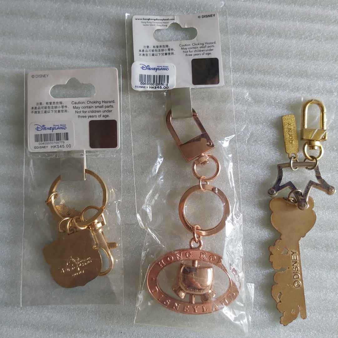 Disneyland key Ring, 其他, 其他 - Carousell