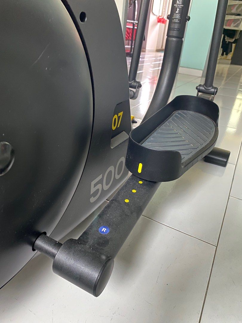Domyos Elliptical EL500, Sports Equipment, Exercise & Fitness, Cardio ...