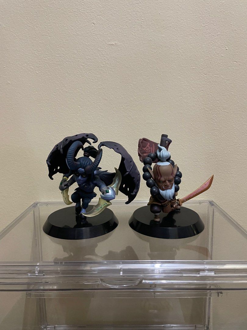Dota Terrorblade & Juggernaut Figure, Hobbies & Toys, Toys & Games on ...