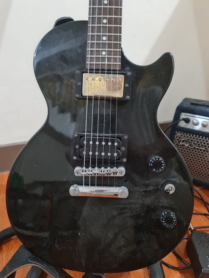 Epiphone special II, Hobbies & Toys, Music & Media, Musical Instruments ...