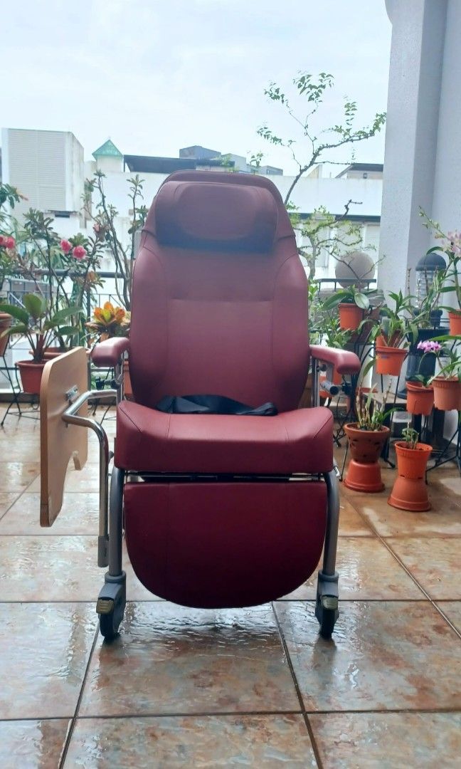 Geriatric chair, Health & Nutrition, Assistive & Rehabilatory Aids ...