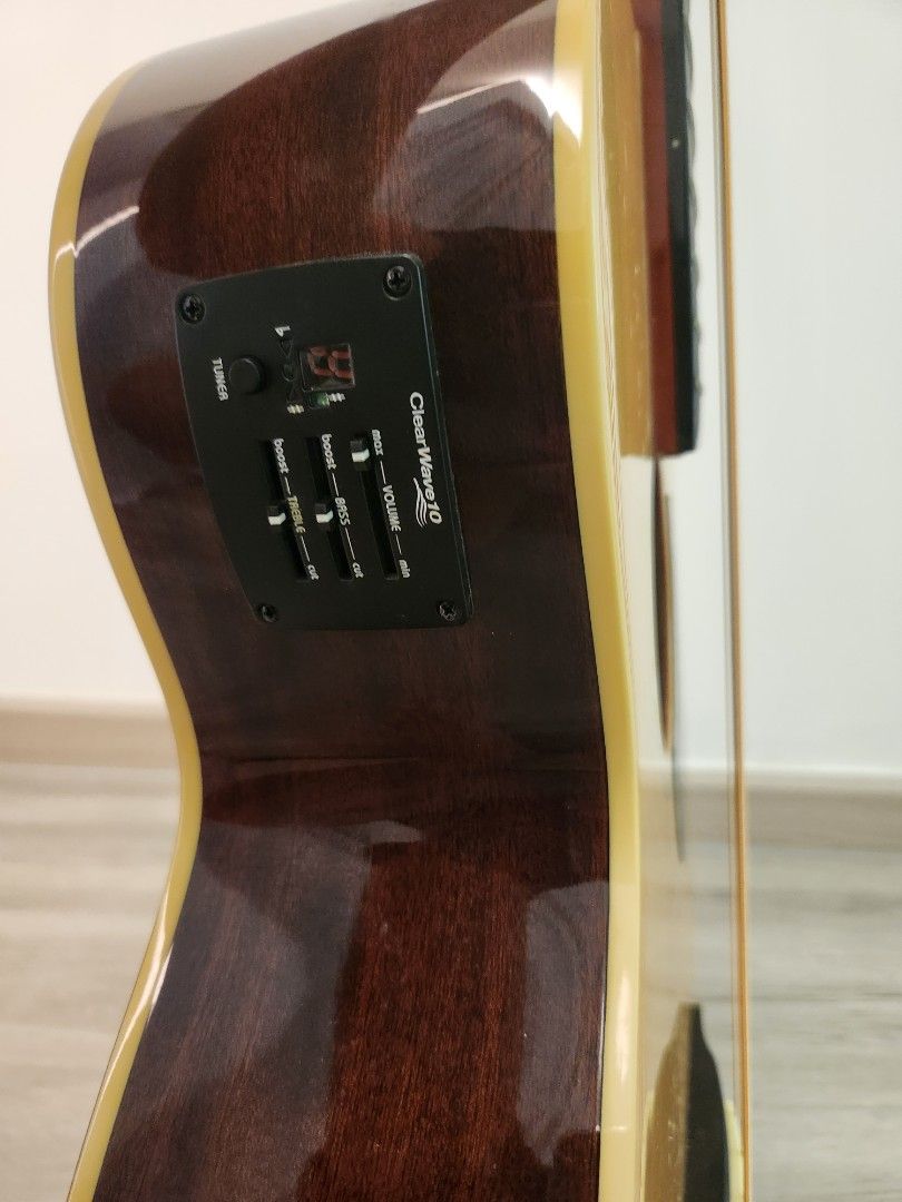 Gregg Bennett Acoustic Bass Spruce Top N/Mahog B/S, Hobbies & Toys ...