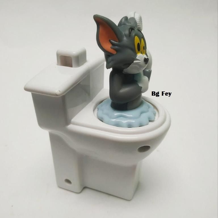 Happy Meal Mc Donald 2021 - Tom and Jerry - Tom's Toilet, Toys ...