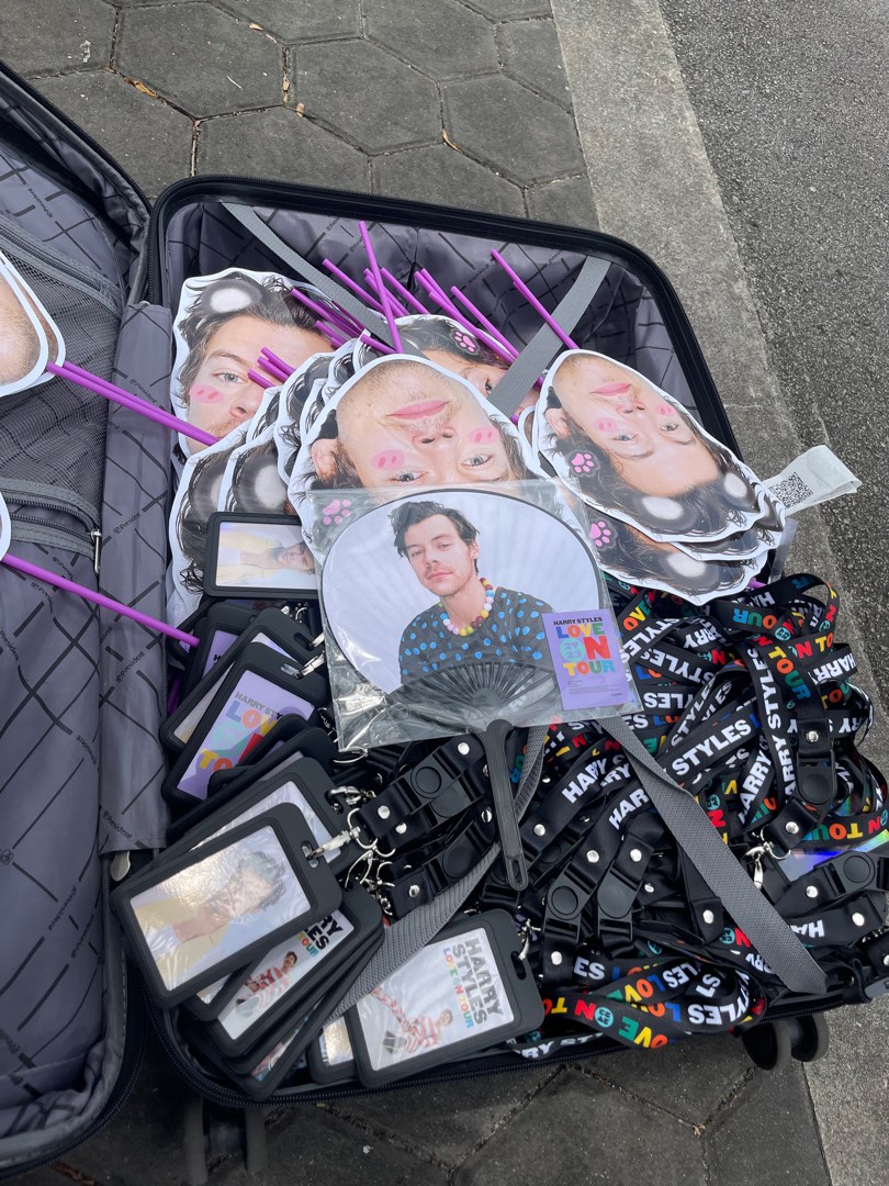 Harry Styles Fan Made Goods, Hobbies & Toys, Memorabilia & Collectibles ...