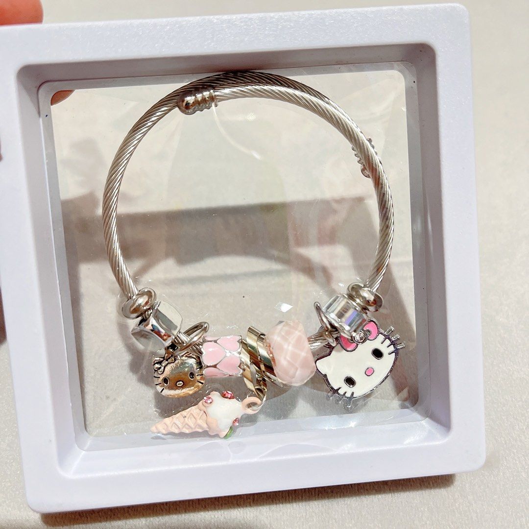 4.4 sale Hello Kitty bangle, Women's Fashion, Jewelry & Organisers ...
