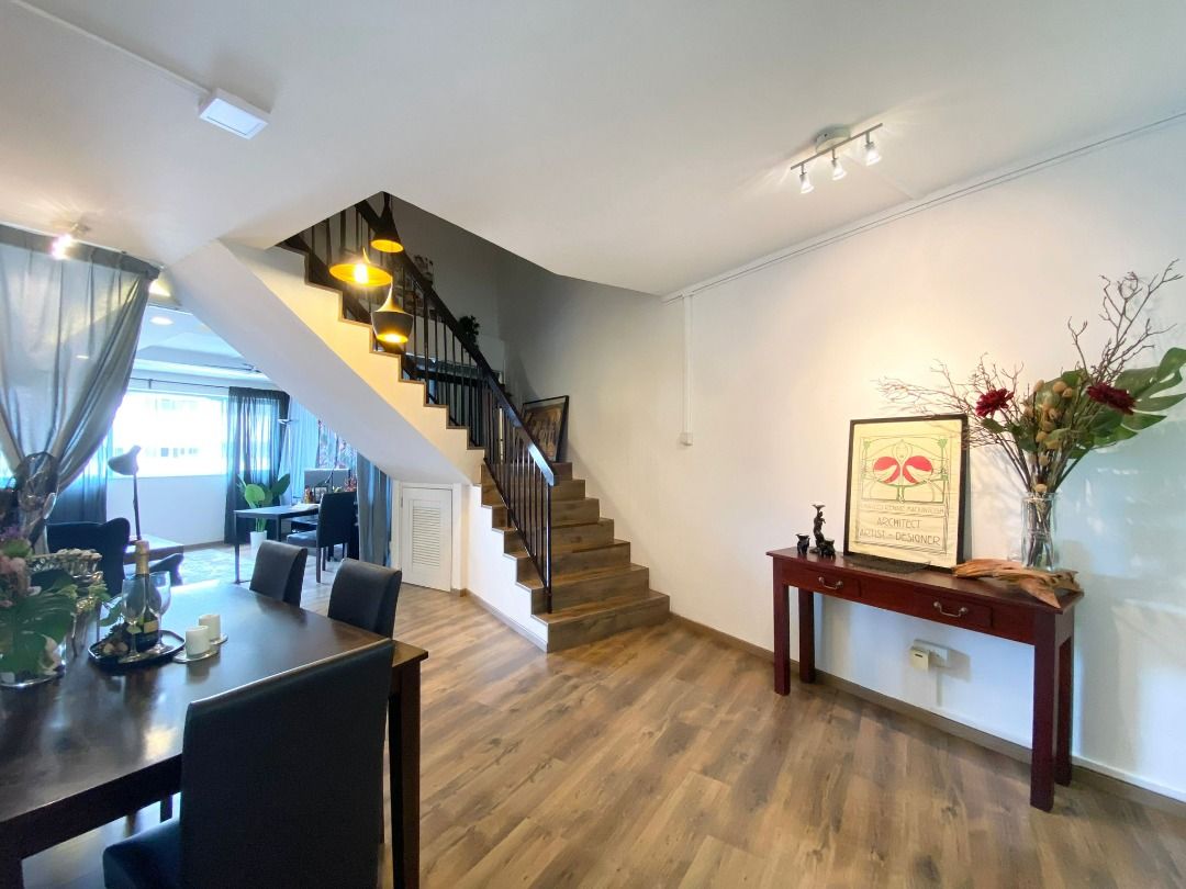 High Floor, HDB 2-Storey Exec Mansionette Designer Home, Industrial ...