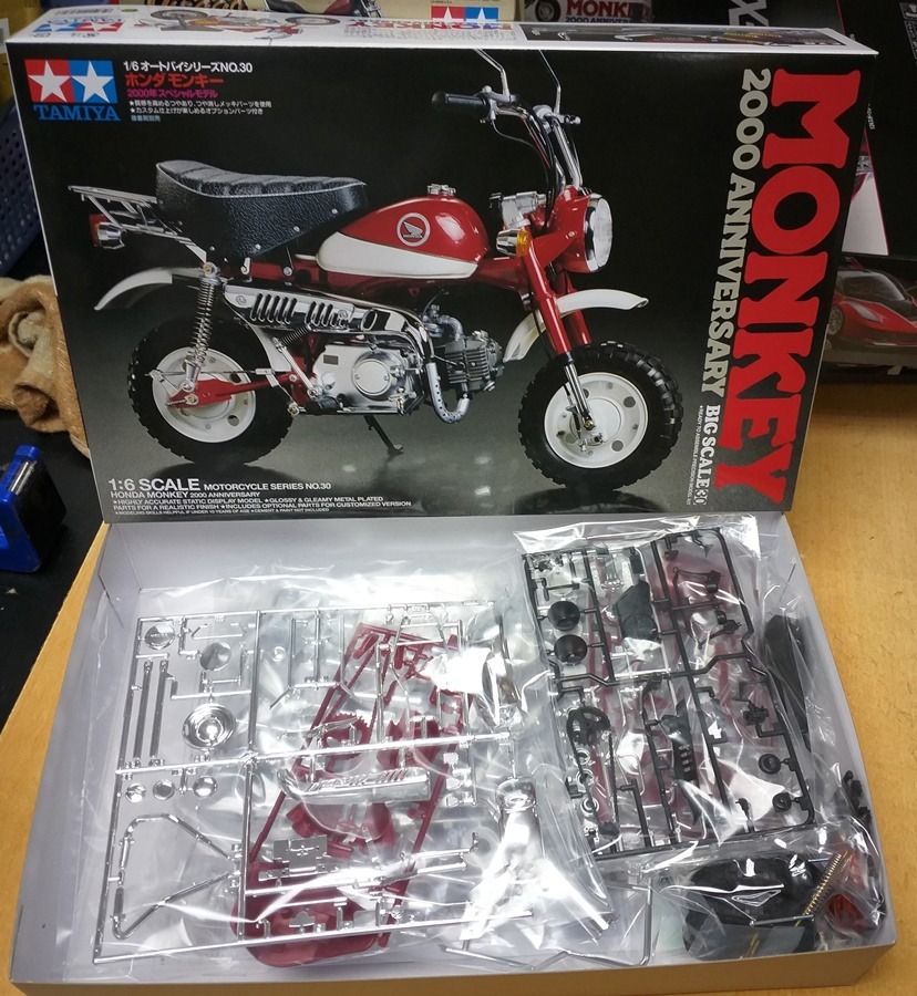 Honda Monkey 2000 Anniversary TAMIYA 1/6 plastic model kit, 興趣及遊戲, 玩具 ...