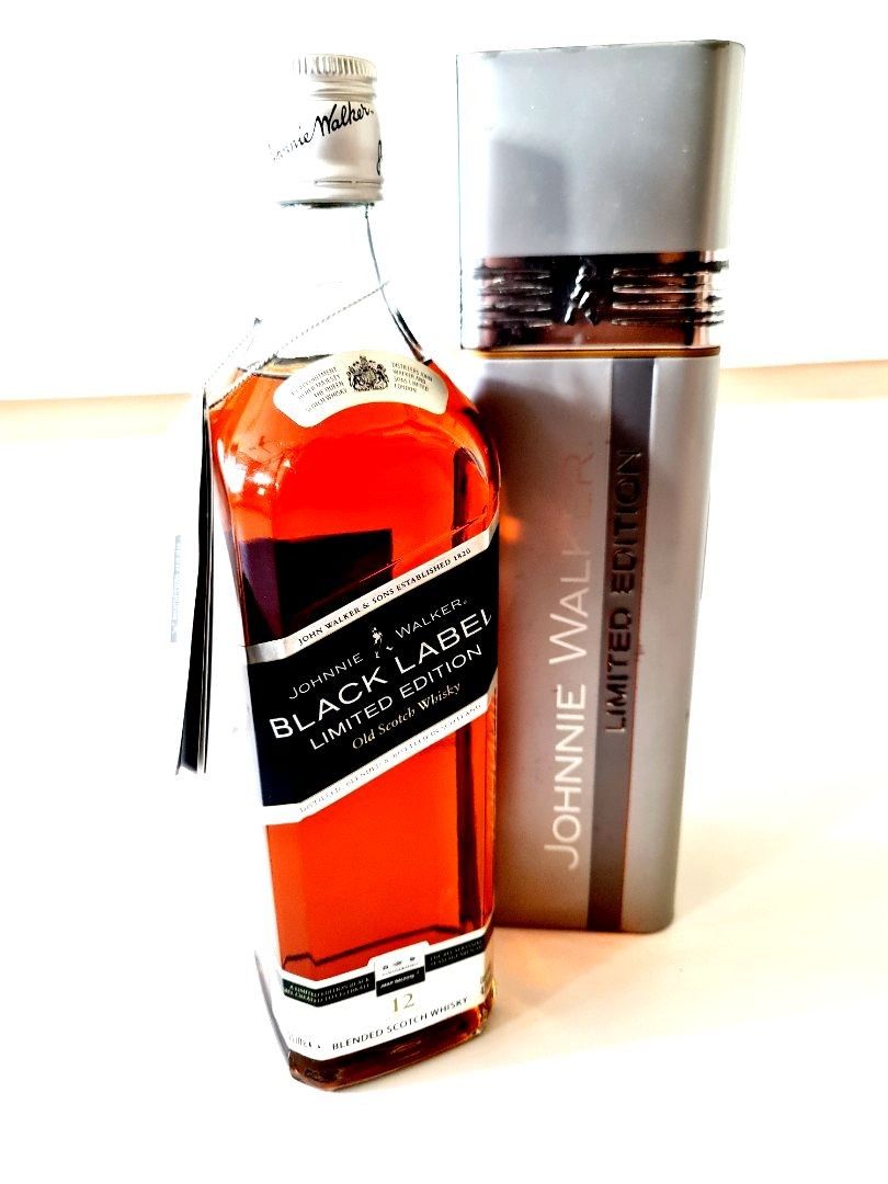 Johnnie Walker Black Label Limited Edition 12 Years Old Blended Scotch ...