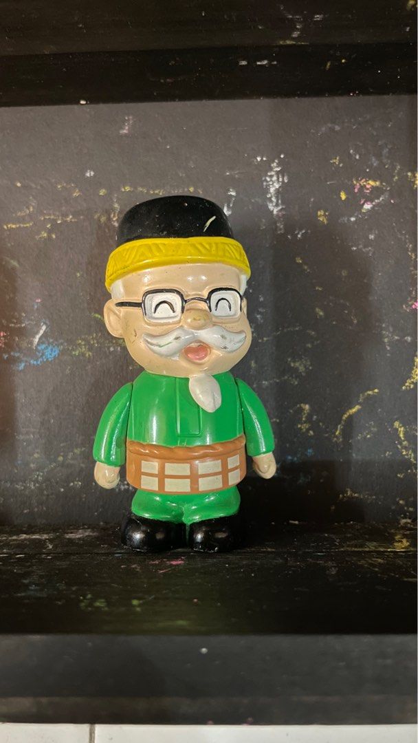 KFC Colonel Sander Collection (8 pieces), Hobbies & Toys, Collectibles ...