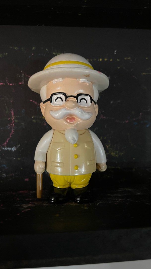 KFC Colonel Sander Collection (8 pieces), Hobbies & Toys, Collectibles ...
