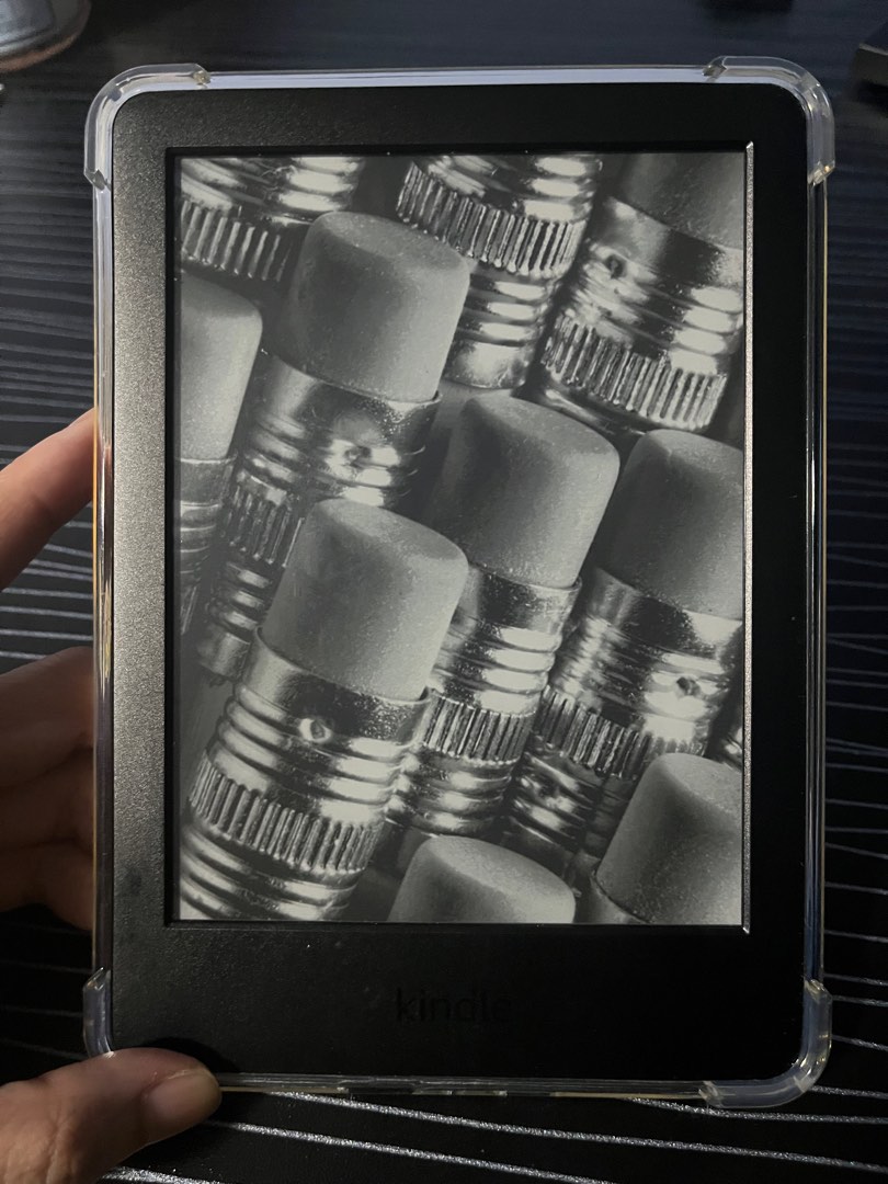 Kindle Basic 10th Gen (Black), Mobile Phones & Gadgets, E-Readers on ...