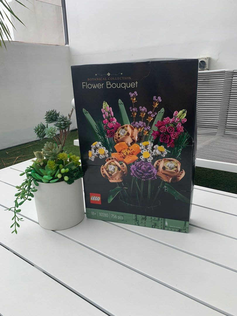 Lego 10280 - Flower bouquet, Hobbies & Toys, Toys & Games on Carousell