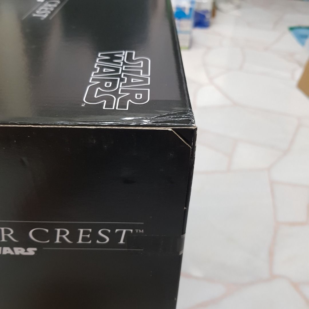 LEGO 75331 Razor Crest Star Wars UCS. (1 set only, Corner creased ...