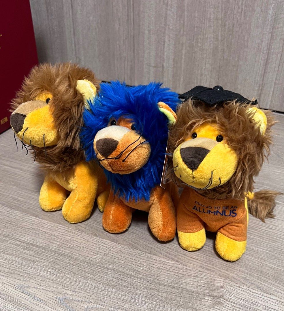 LiNUS NUS graduation lions, Hobbies & Toys, Toys & Games on Carousell