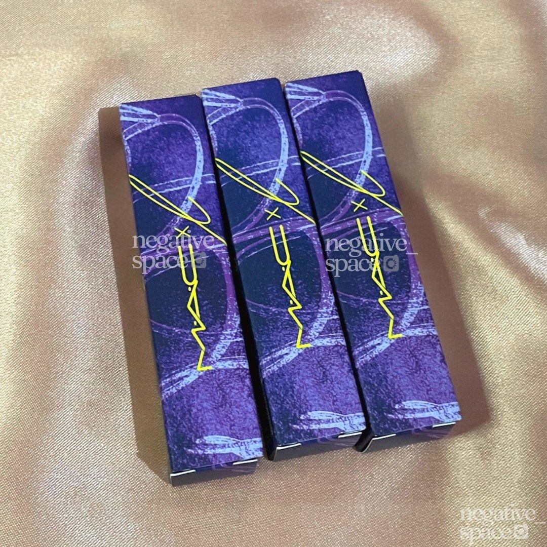 MAC x BLACKPINK Lisa Powder Kiss Liquid Lipcolour Bundle, Beauty ...