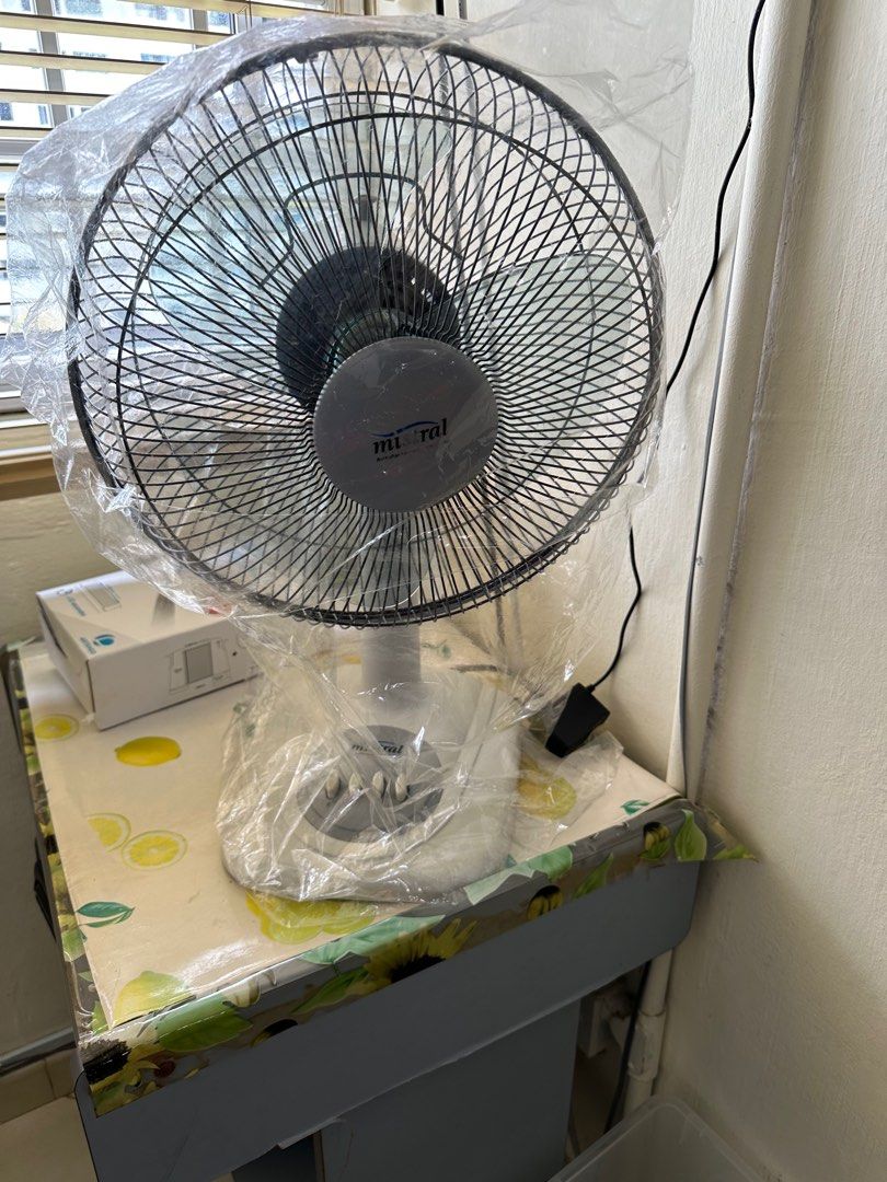 Mistral Desk fan 20inch, Furniture & Home Living, Lighting & Fans, Fans ...