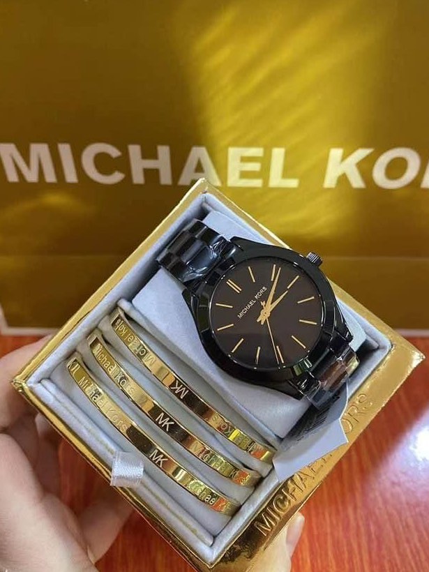 MK SET SLIM RUNWAY ALL BLACK AUTHENTIC WATCH, Women's Fashion, Watches ...