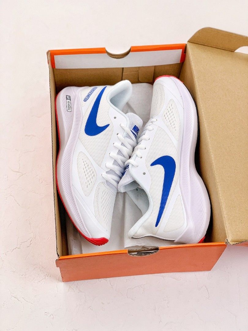 Nike Air Zoom STRUCTURE 7X, 男裝, 鞋, 波鞋 - Carousell