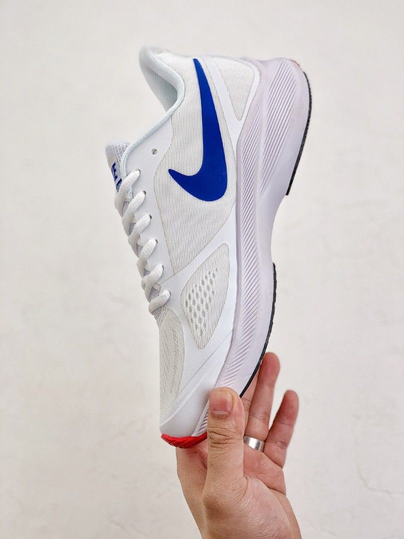 Nike Air Zoom STRUCTURE 7X, 男裝, 鞋, 波鞋 - Carousell