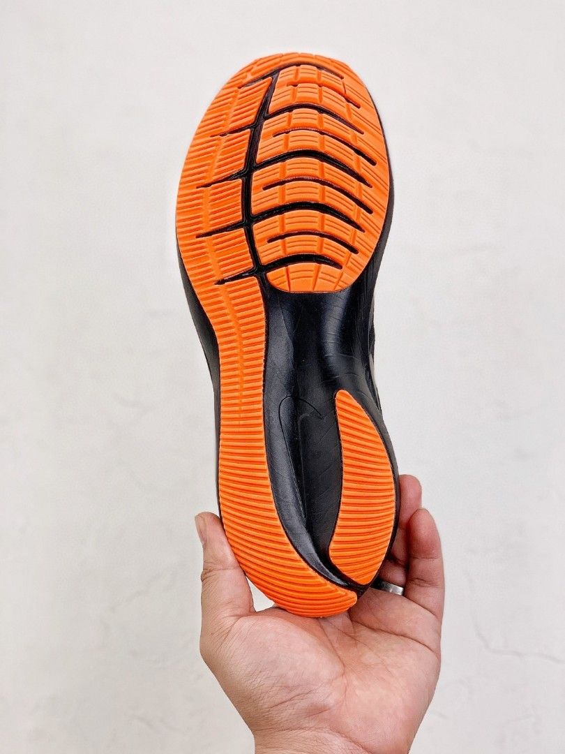 Nike Air Zoom STRUCTURE 7X, 男裝, 鞋, 波鞋 - Carousell