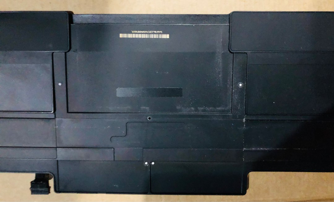 Old 2017 MacBook Air worn-out battery, Computers & Tech, Laptops ...
