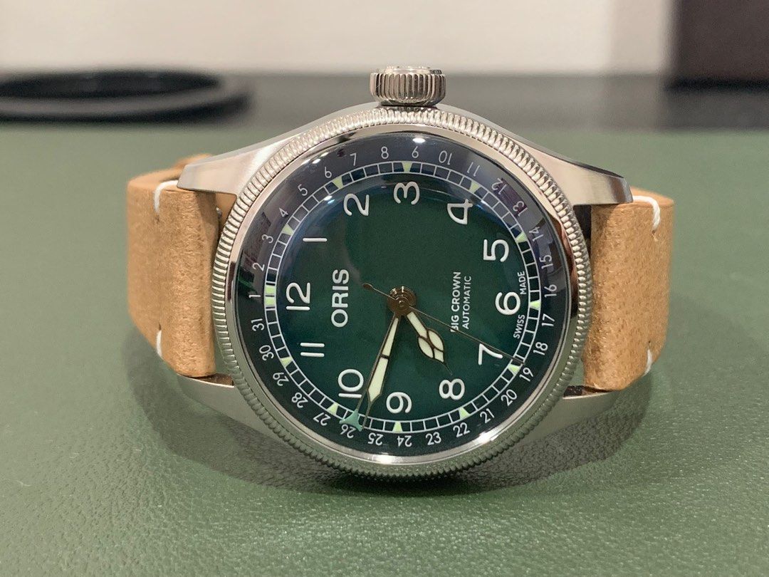 Oris 38mm Cervo Volante Green, Luxury, Watches on Carousell