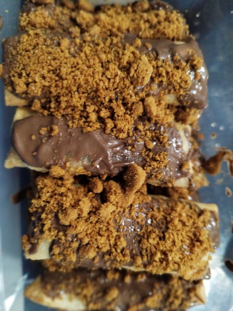 Popiah Pisang Crispy, Food & Drinks, Local Eats on Carousell