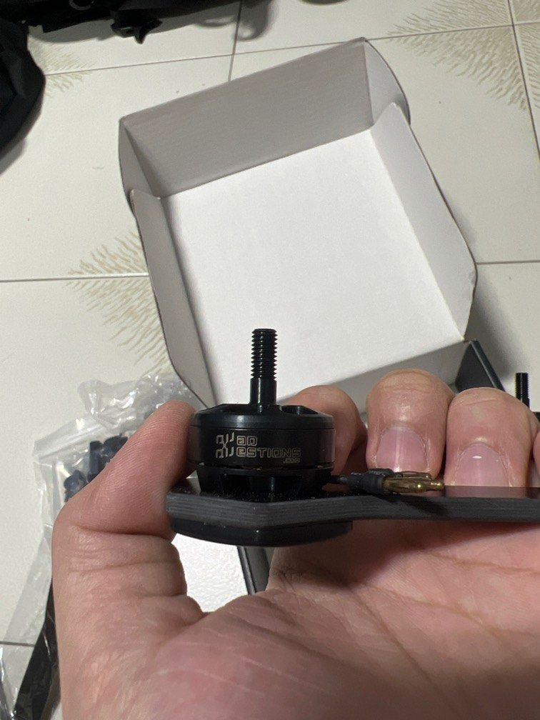 Quad Questions QQ190 FALCON RTF kit set, Photography, Drones on Carousell