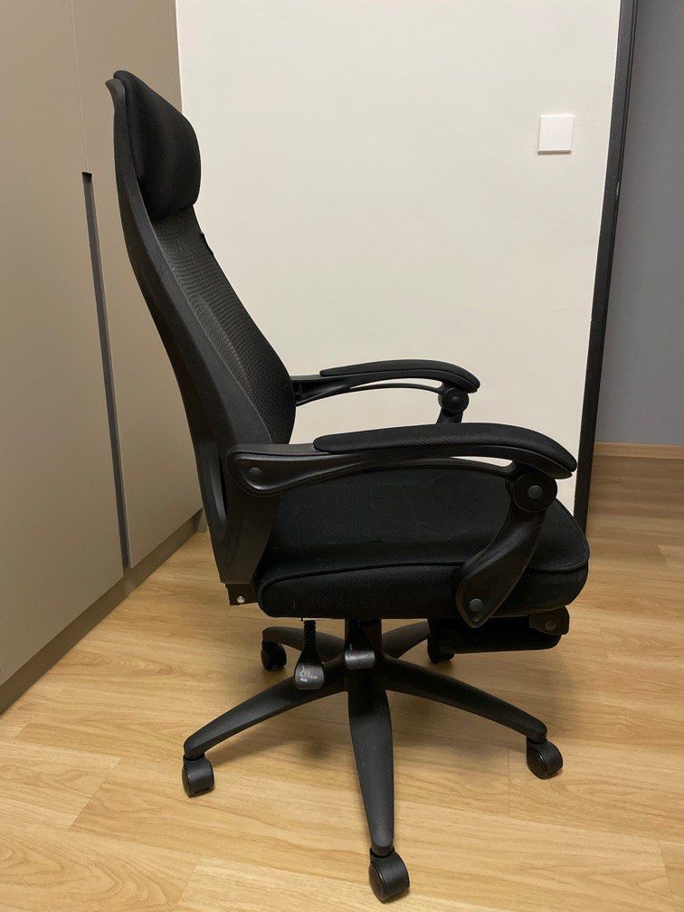 Recliner desk chair with leg rest, Furniture & Home Living, Furniture ...