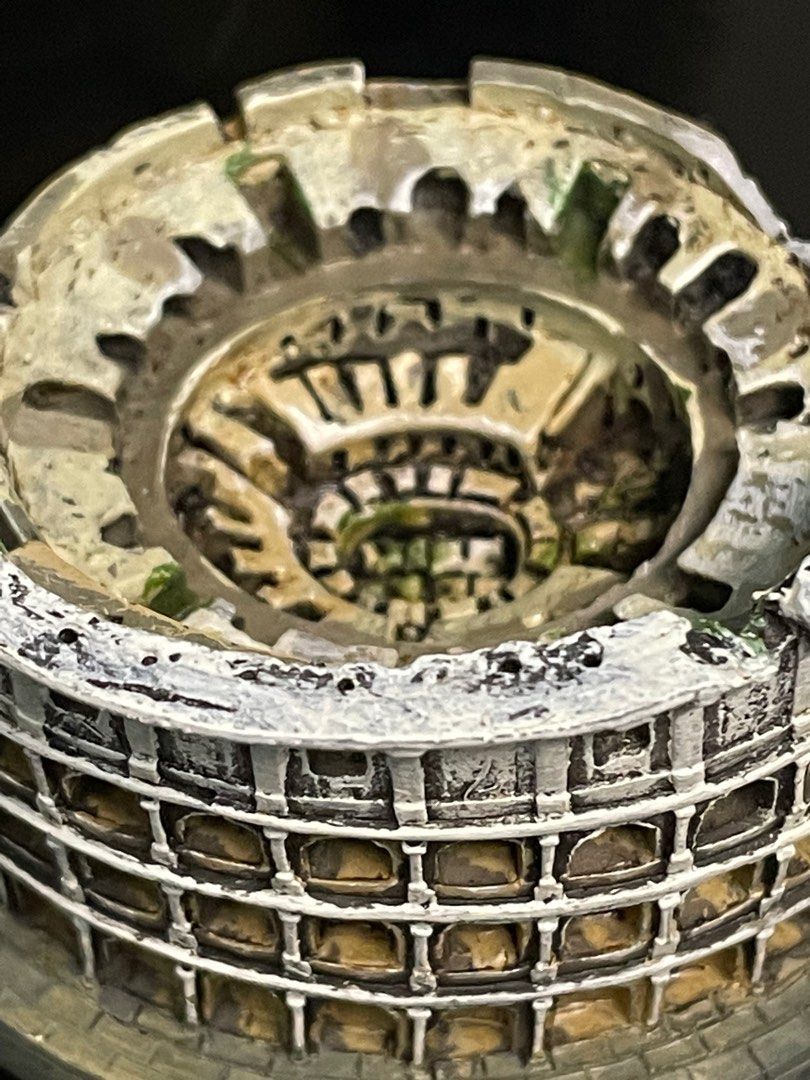 Rome Colosseum Miniature - Mini Sculpture, Hobbies & Toys, Memorabilia ...