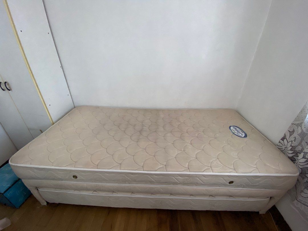Salem Pull Out Bed (Paranaque area) on Carousell