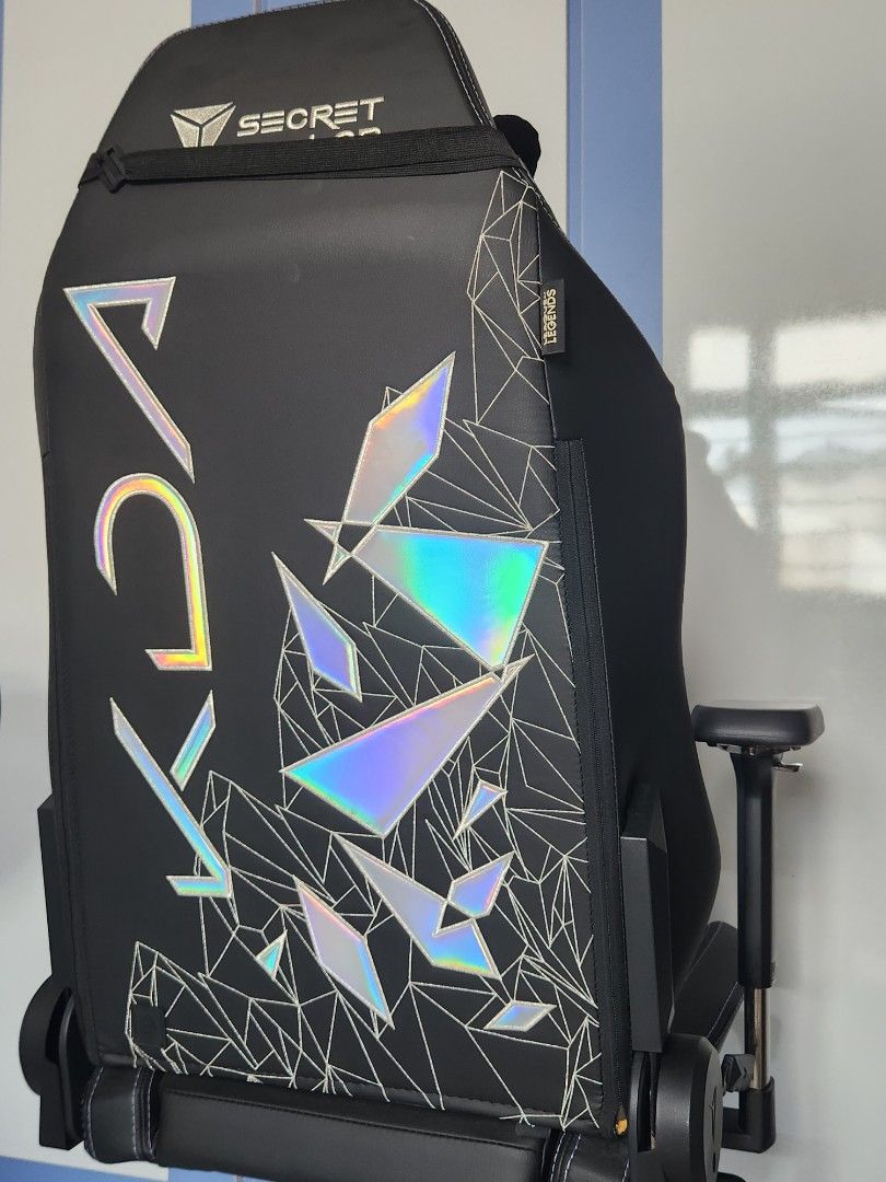 Secretlab OMEGA Chair KDA ALL OUT, Furniture & Home Living, Furniture ...