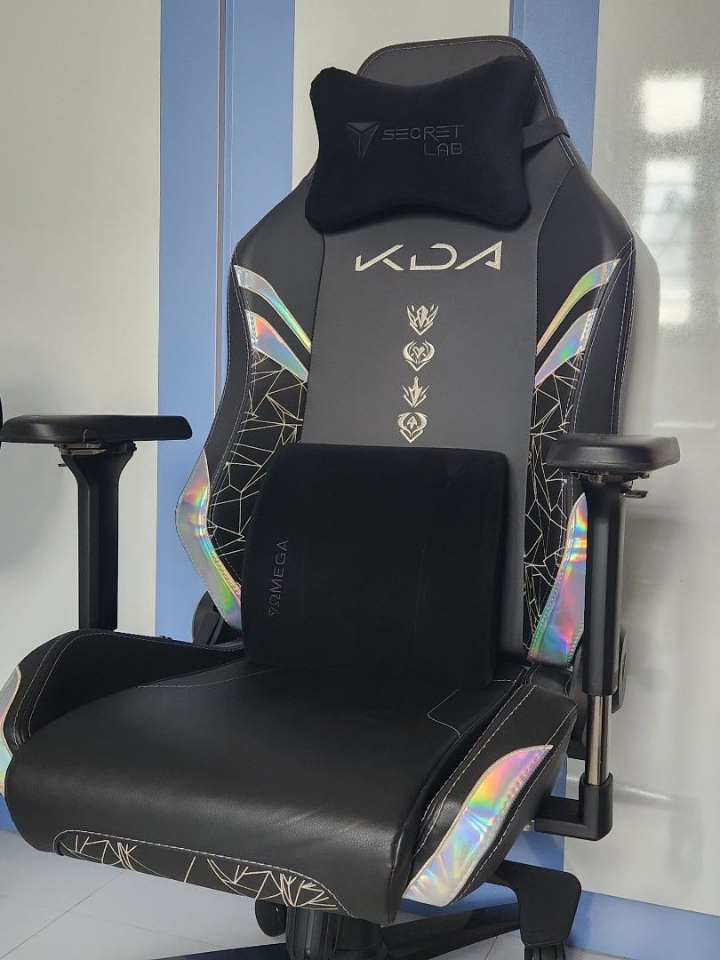 Secretlab OMEGA Chair KDA ALL OUT, Furniture & Home Living, Furniture ...