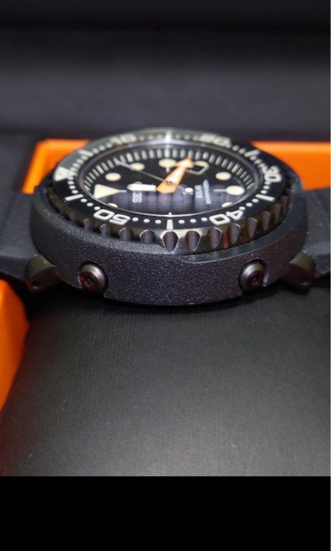 Seiko Tuna diver watch PROSPEX 精工潛水錶 SNE577P1 太陽能 限量, 名牌, 手錶 - Carousell