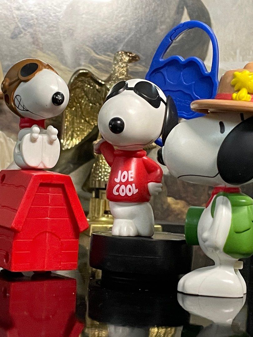 Snoopy Toy Set on Carousell
