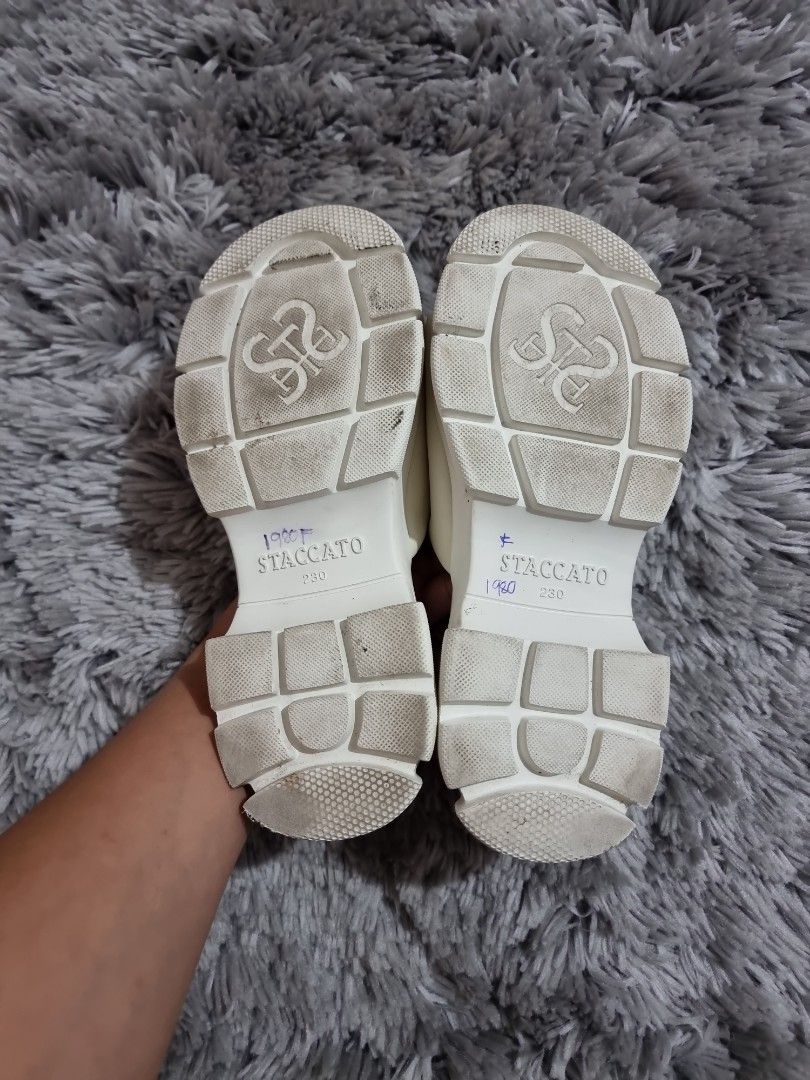 Staccato, Women's Fashion, Footwear, Flats & Sandals on Carousell