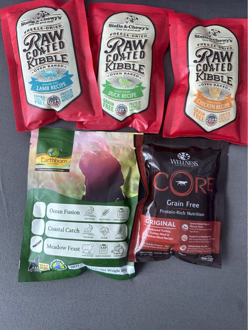 Stella chewy freeze dried raw coated kibbles duck lamb chicken ...