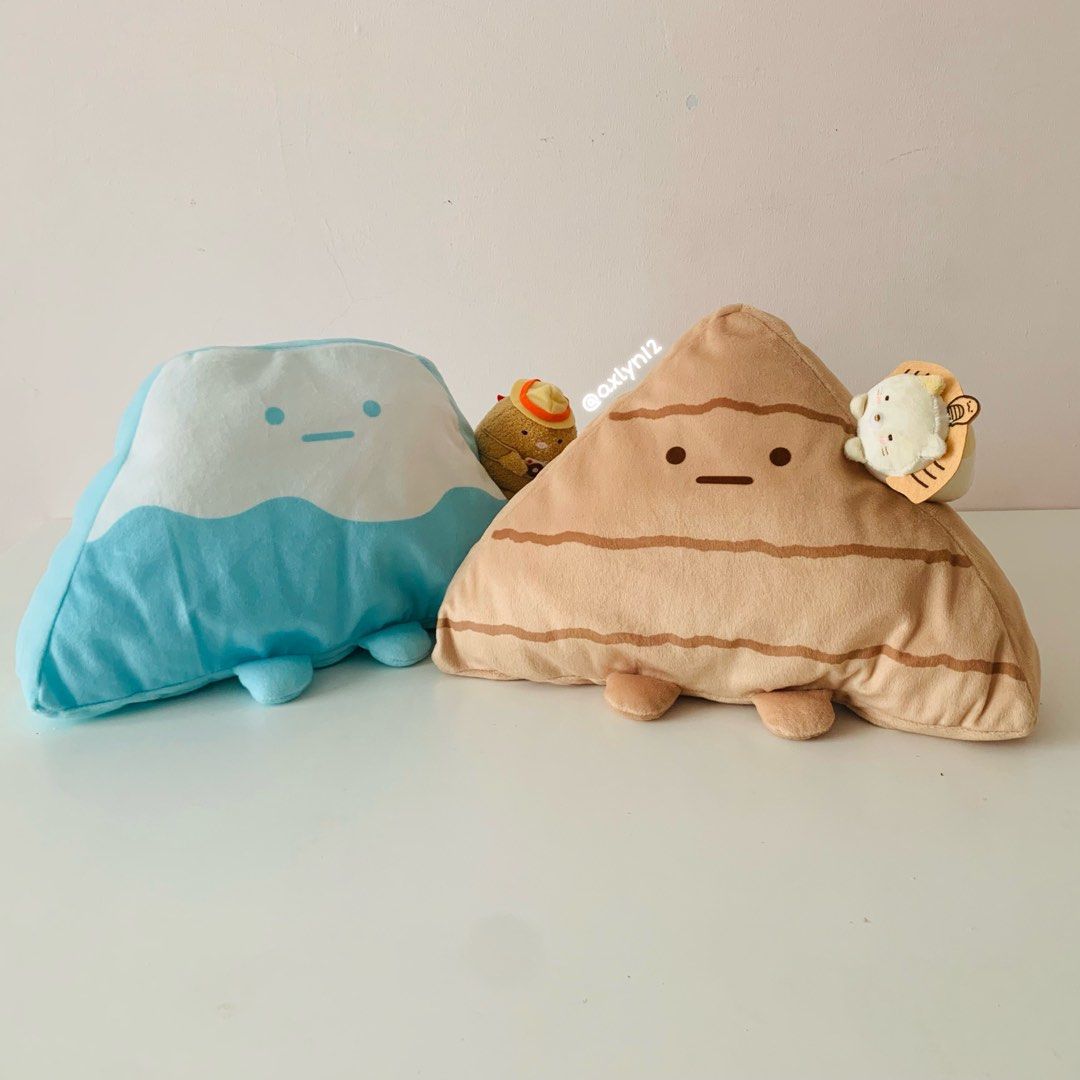 sumikko gurashi yama & pyramid big plush with egypt neko & travel ...