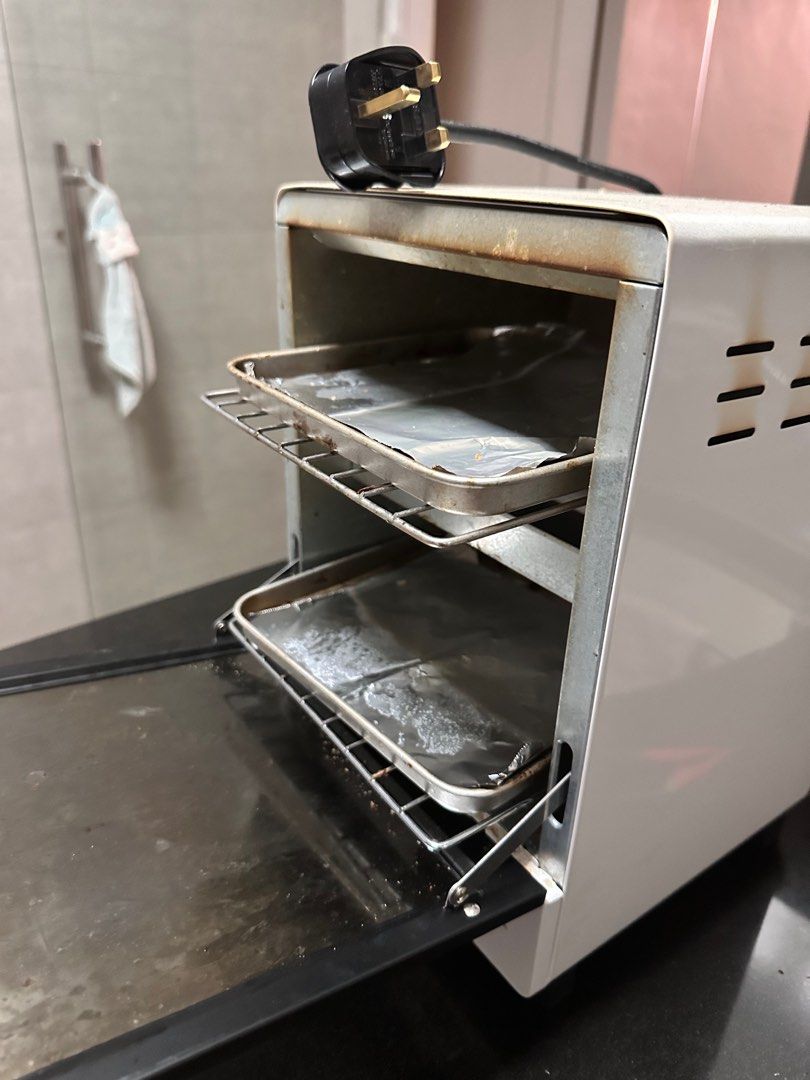 Toyomi double deck toaster, TV & Home Appliances, Kitchen Appliances ...