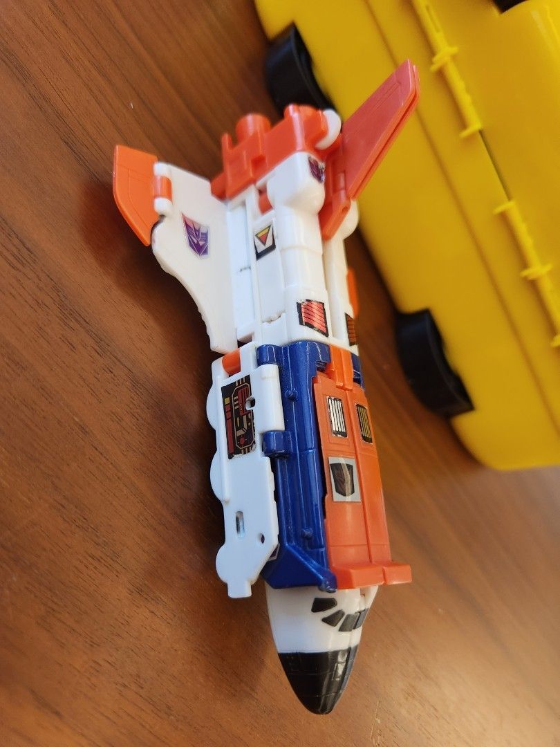 TRANSFORMERS : Astrotrain, Hobbies & Toys, Toys & Games on Carousell
