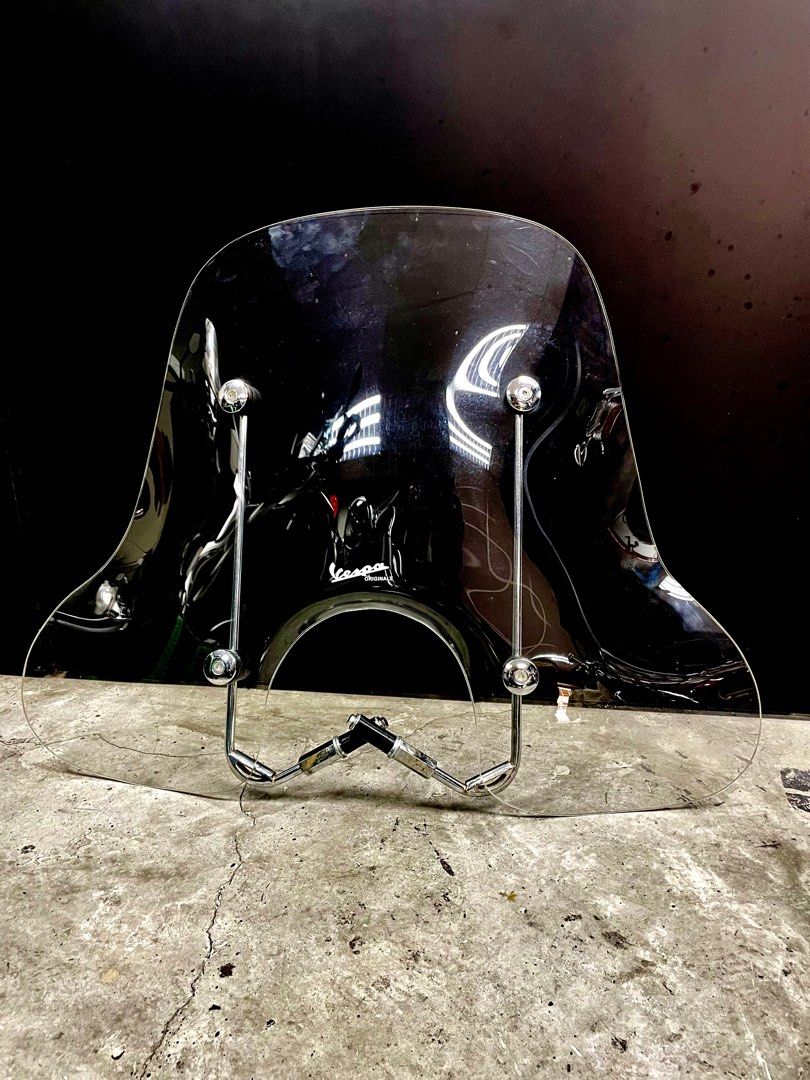 Vespa GTS 300 Clear Windscreen Mid-Size ( Good Used ), Motorcycles ...