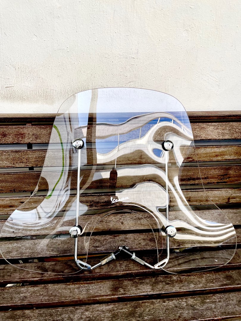 Vespa GTS 300 Clear Windscreen Mid-Size ( Good Used ), Motorcycles ...