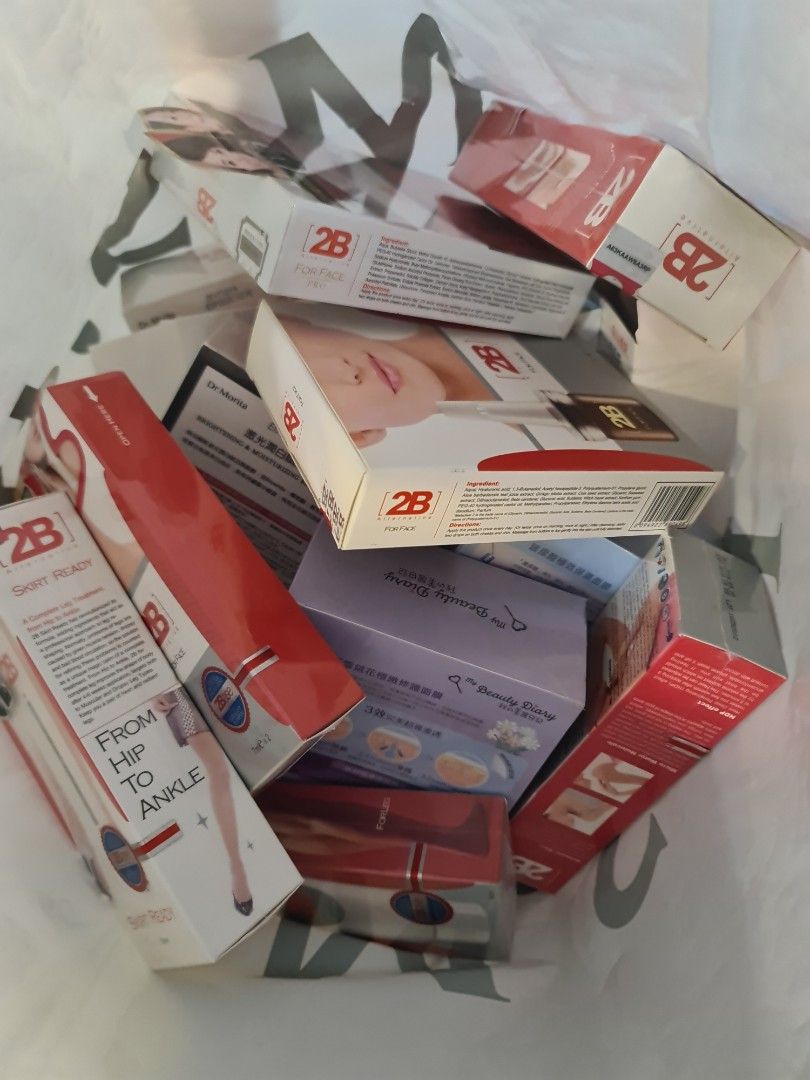 Whole bag of expired (2019- 2021) masks and slimming products, Beauty ...