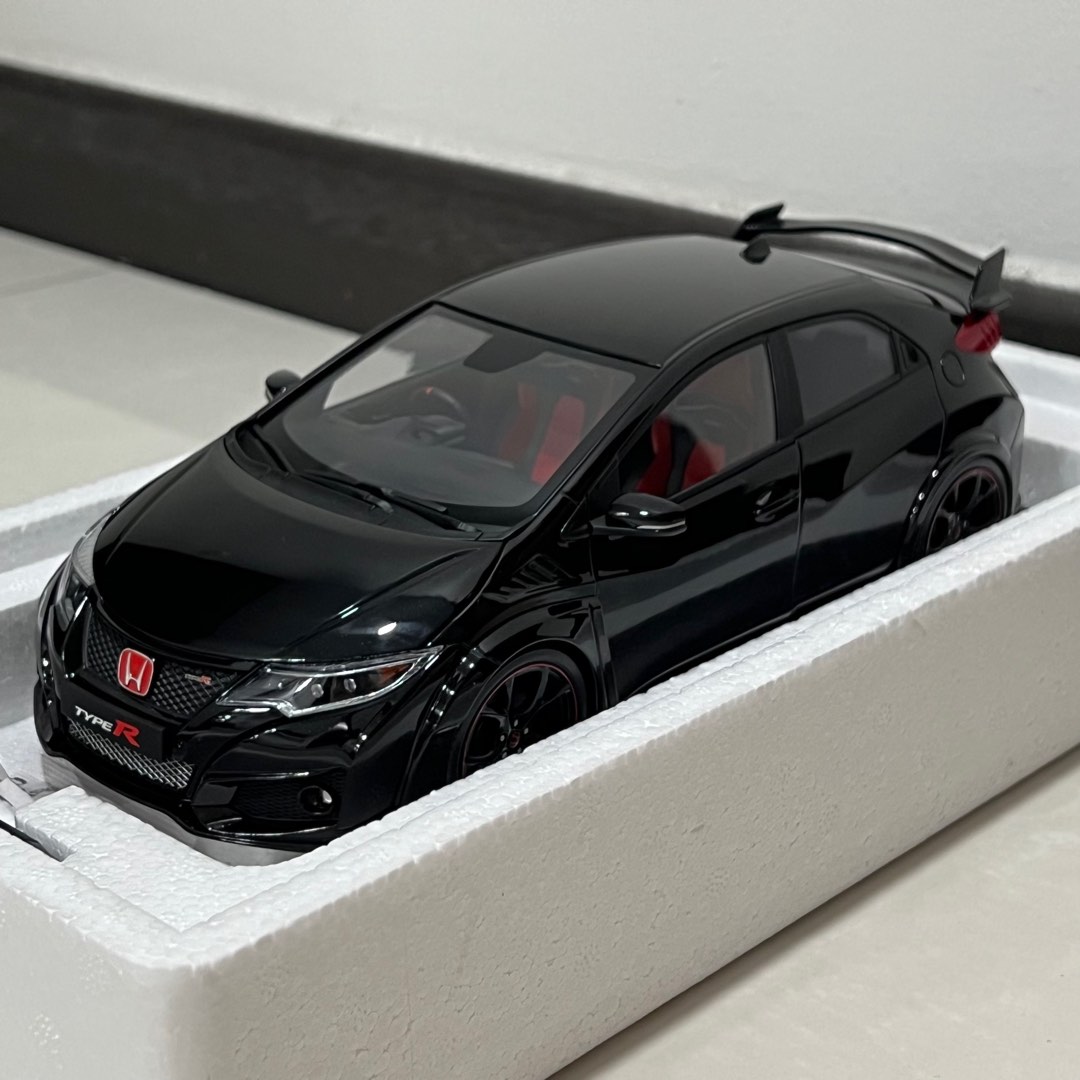 1:18 EBBRO Honda Civic Type R 2015 (Black), Hobbies & Toys, Toys & Games on Carousell